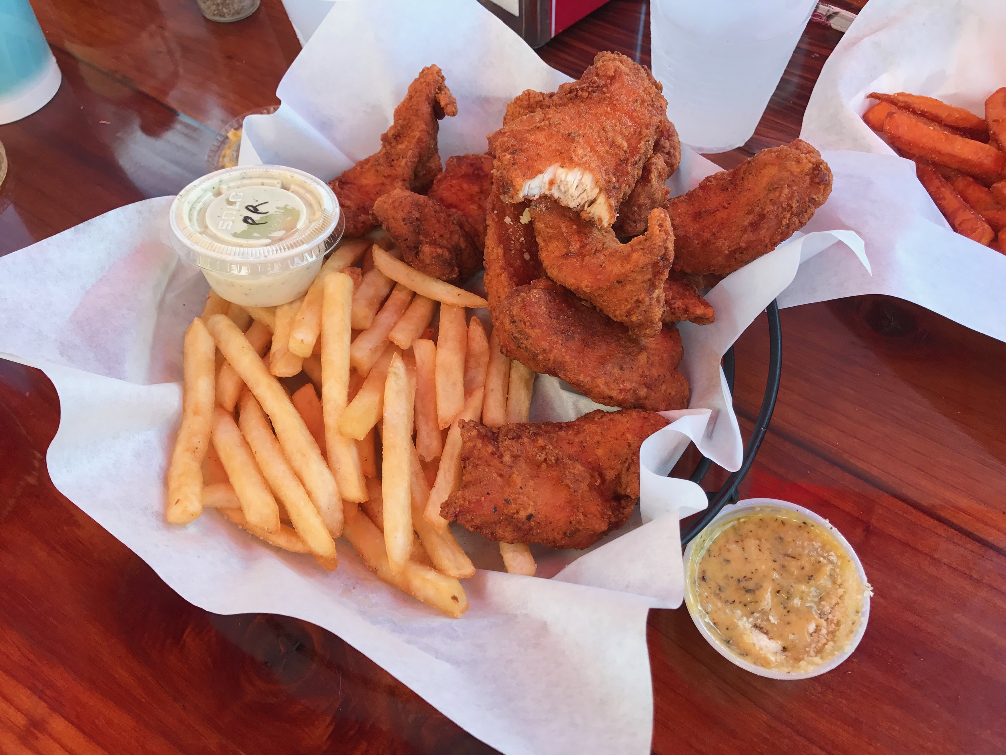 Toxic Wings & Fries – Eugene – Hey Willamette Valley